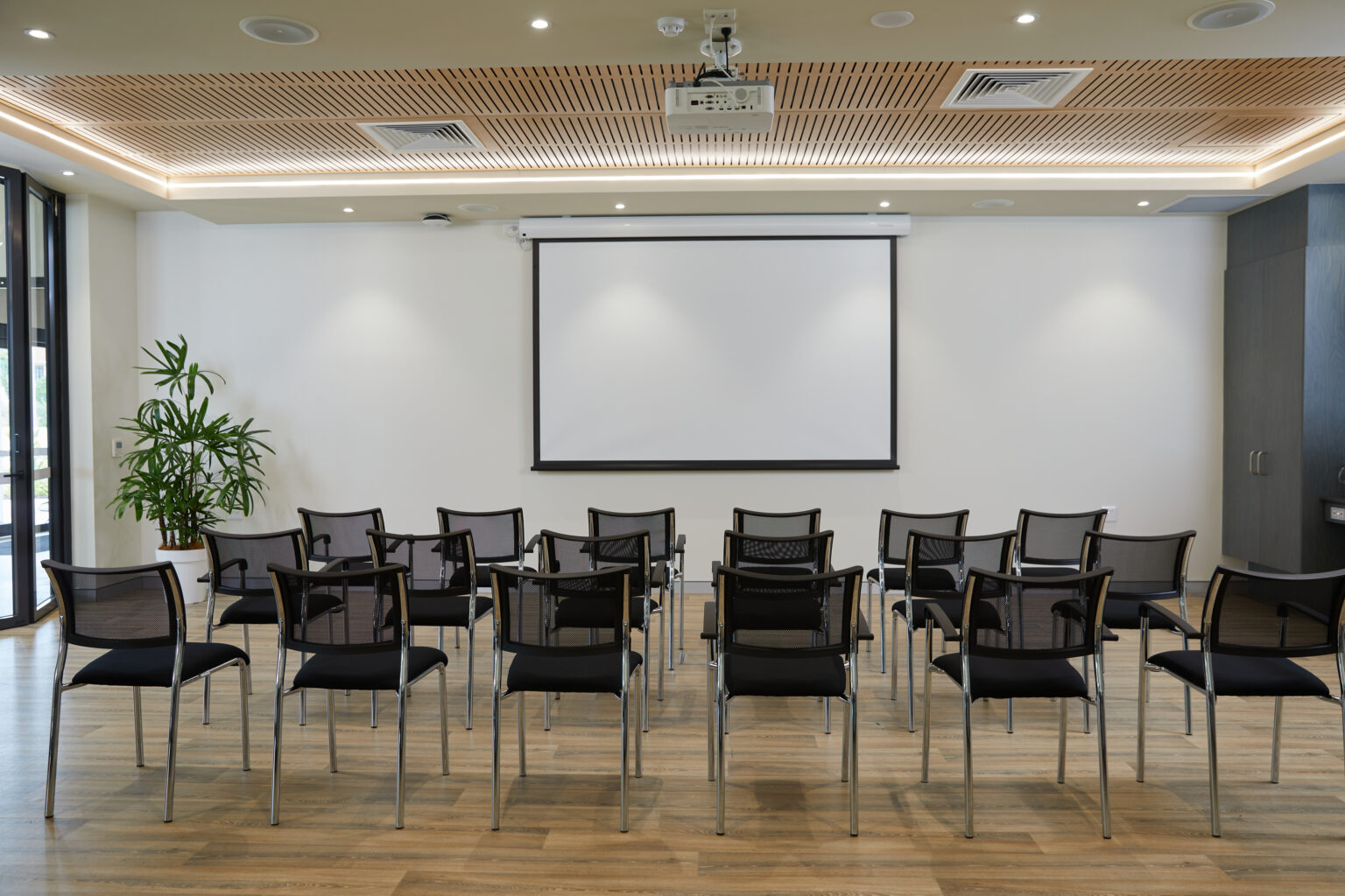 Spinal Healthy Living | Community Rooms | Accessible Community Living